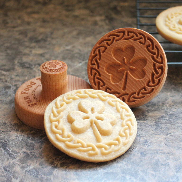 3 Leaf Clover Cookie Stamp CS-118 | Fun Food Tools 2.5 inch Wood Cookie ...